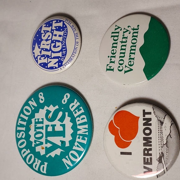 Vintage Vermont Button Pins | Other | Vintage State Of Vermont Pin Back ...